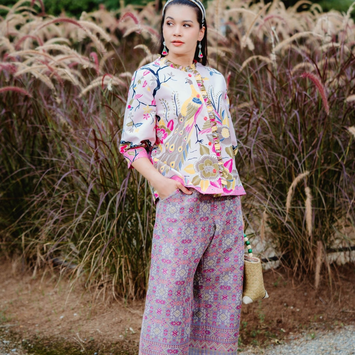 Praewa Signature Pants | SOUTH FABRIC | KAMONMANEE